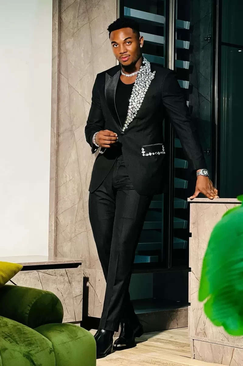 Armand Black One Button Velvet Peaked Lapel Prom Suits With Crystal ...